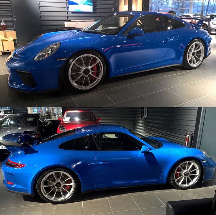 Arrow Blue | Porsche Colors