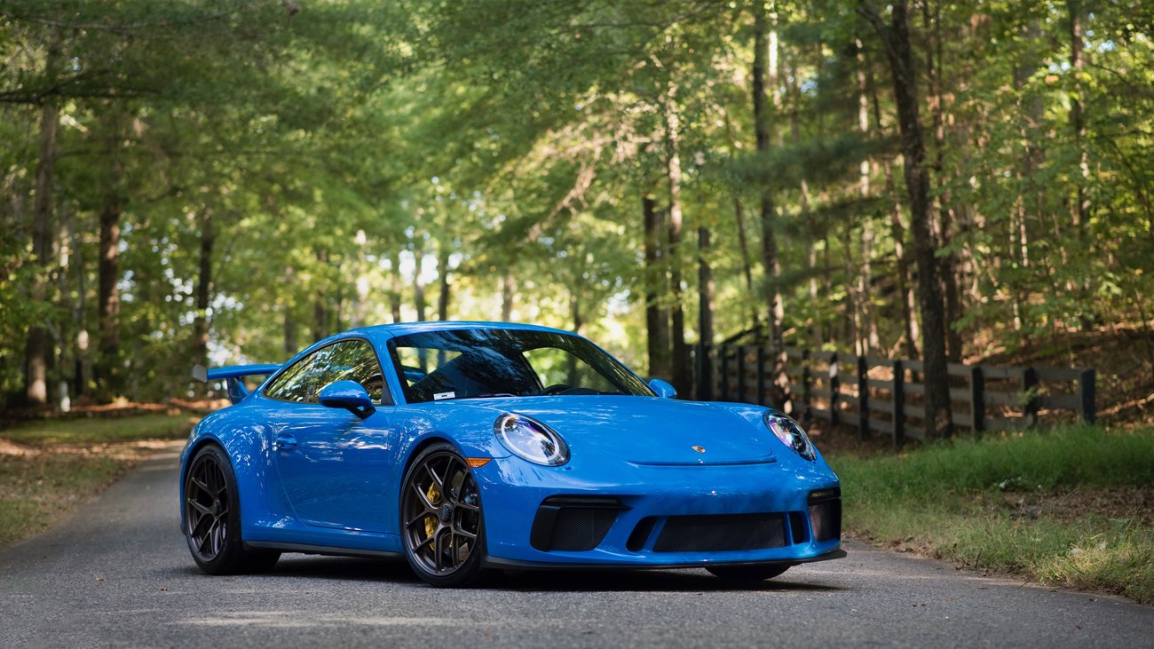 Arrow Blue | Porsche Colors
