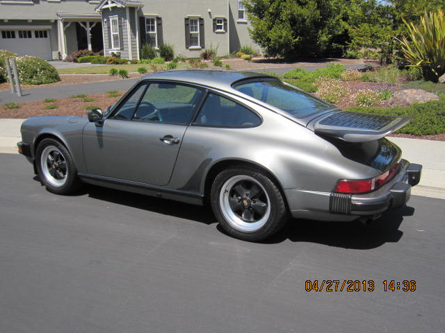 Granite Green Metallic | Porsche Colors