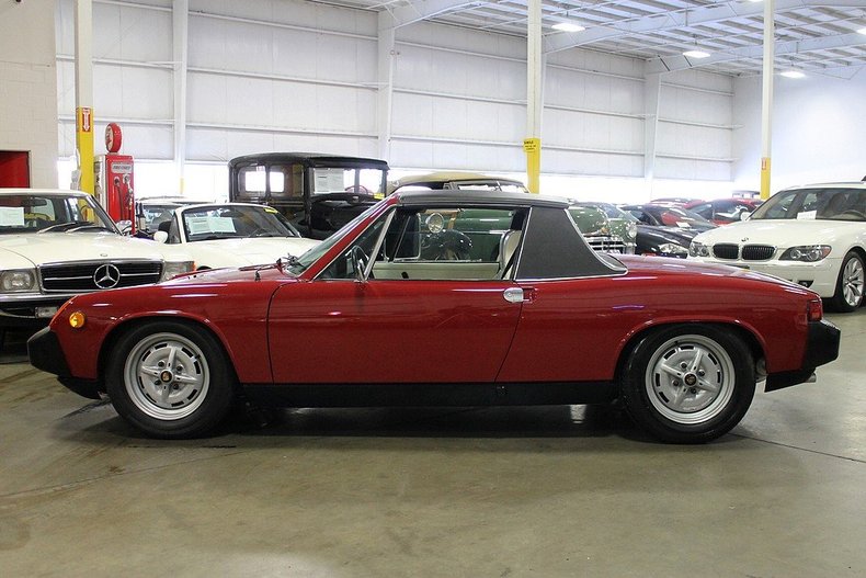 Malaga Red | Porsche Colors