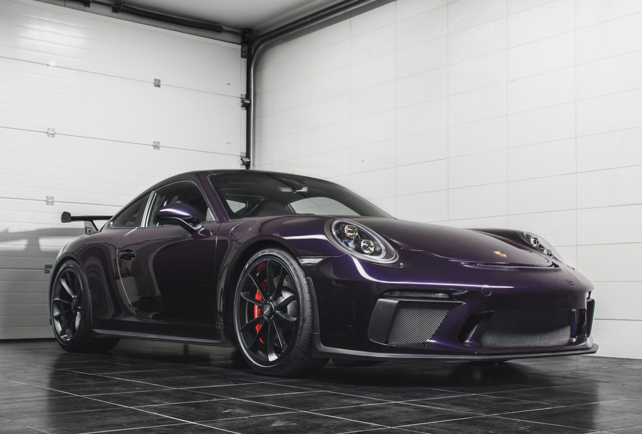 Viola Metallic | Porsche Colors
