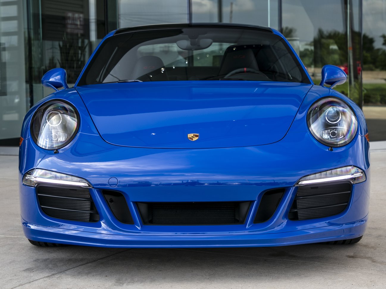 Club Blue | Porsche Colors