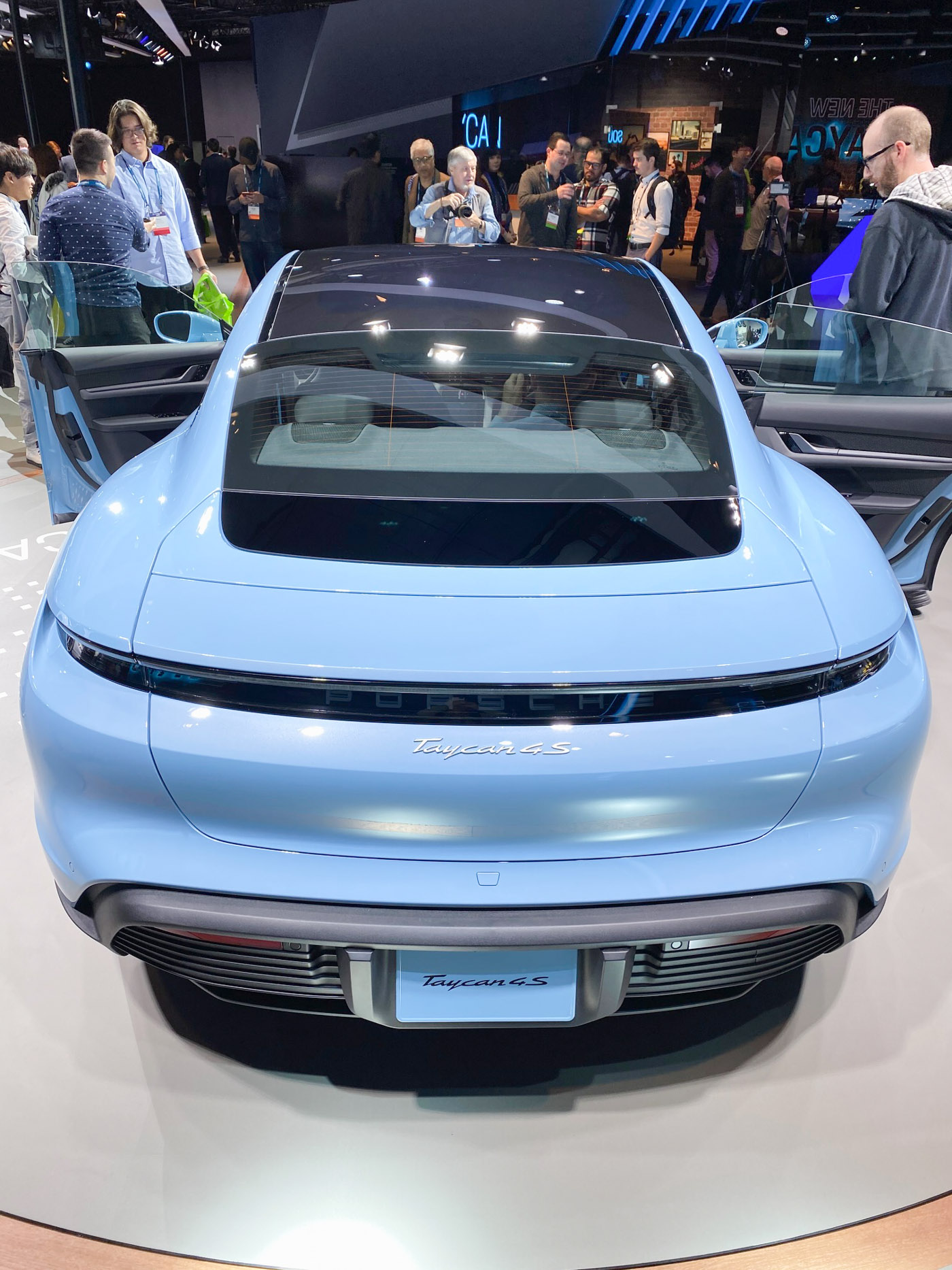 Frozen Blue Metallic | Porsche Colors