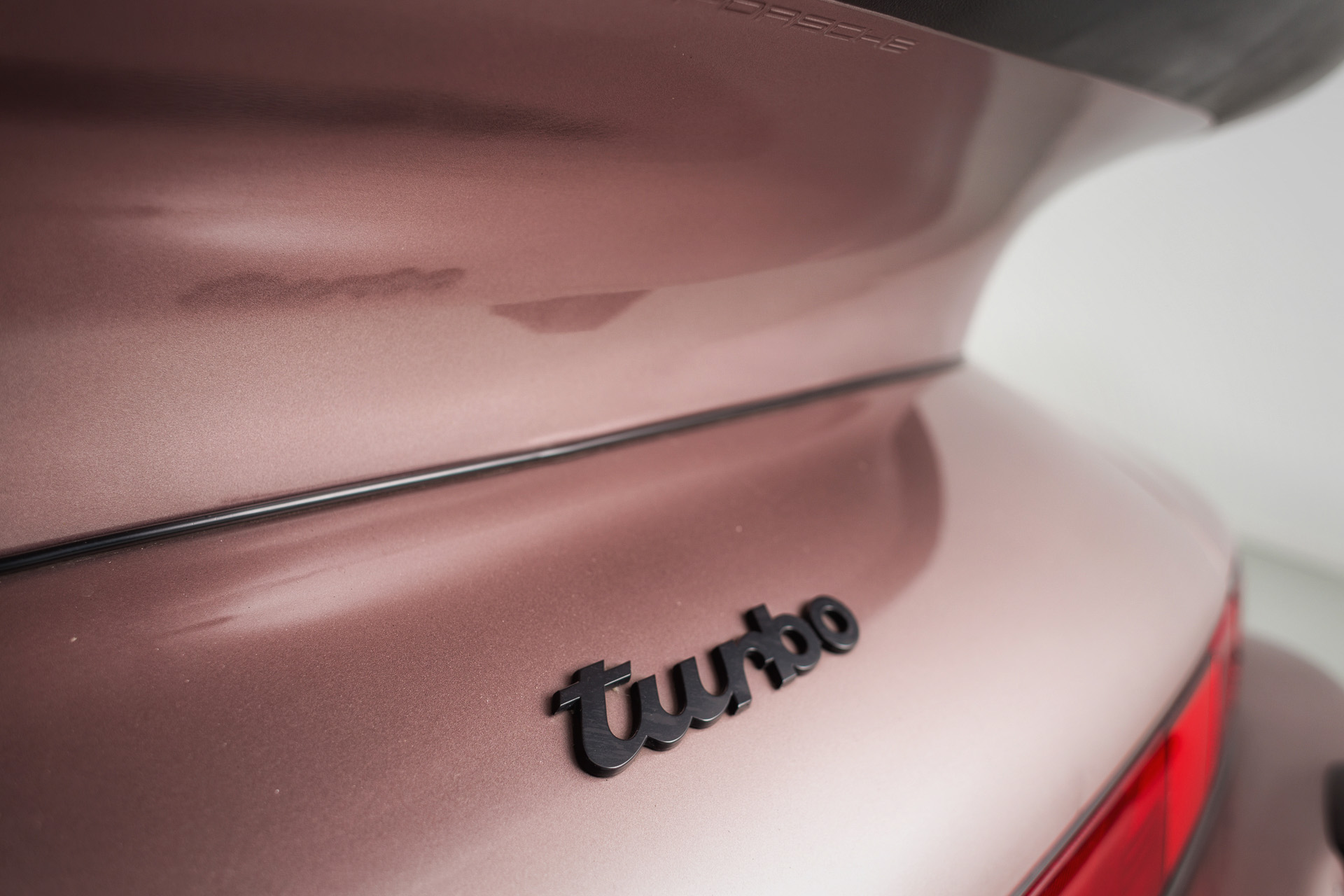 Cassis Red | Porsche Colors