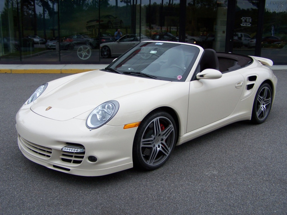Creme White | Porsche Colors