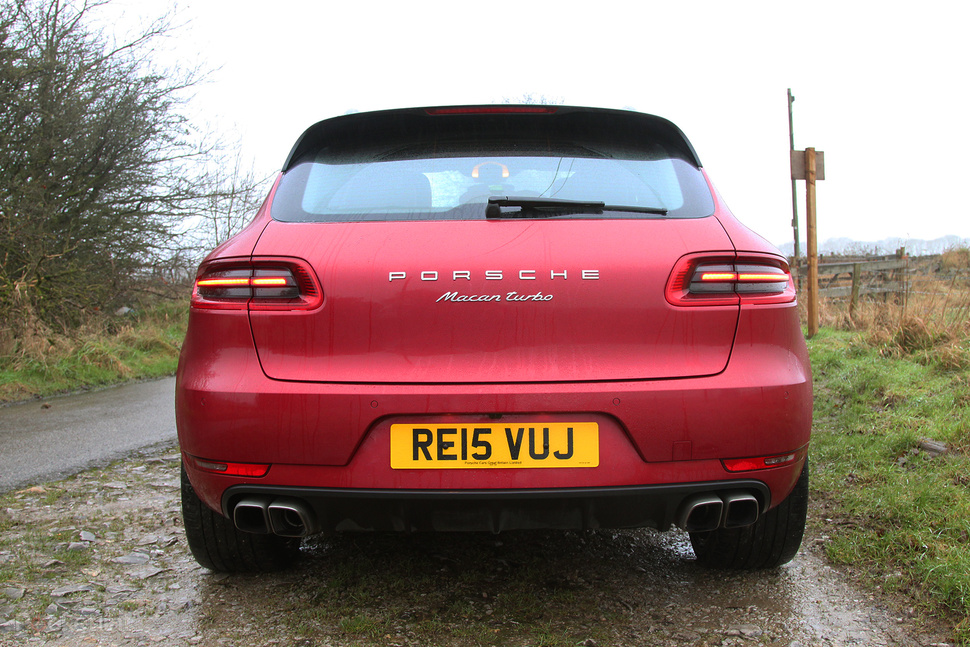 Impulse Red Metallic | Porsche Colors