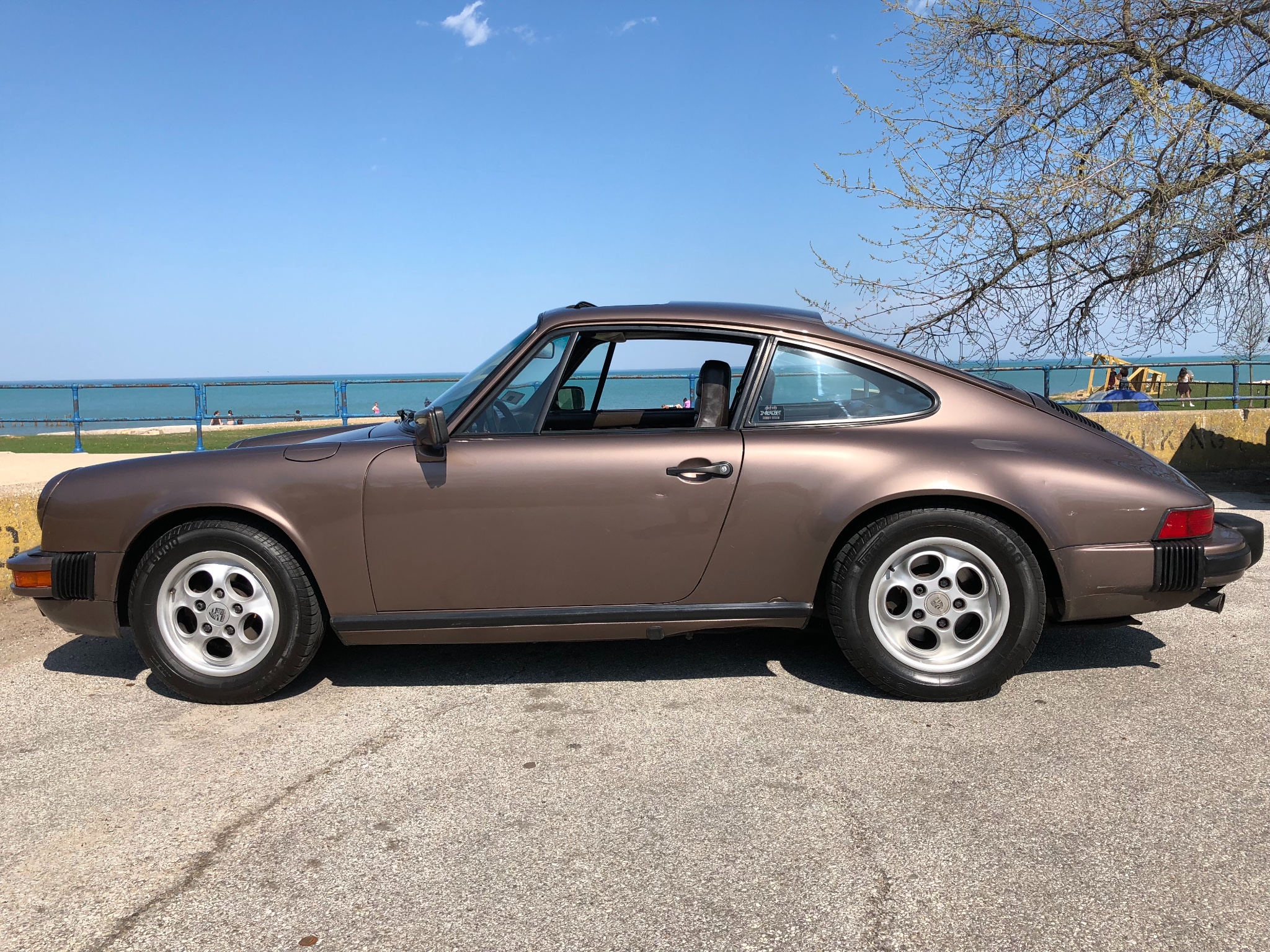 Quartzite Grey Metallic | Porsche Colors