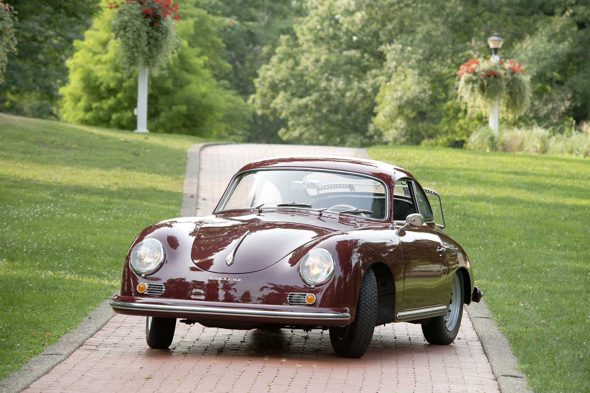 Polyantha Red | Porsche Colors