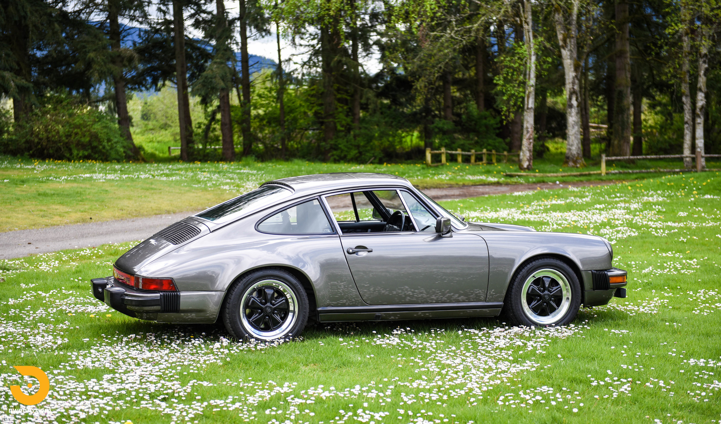 Anthracite Grey Metallic | Porsche Colors