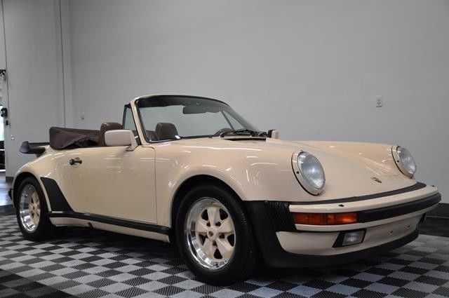Apricot Beige | Porsche Colors