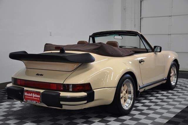 Apricot Beige | Porsche Colors