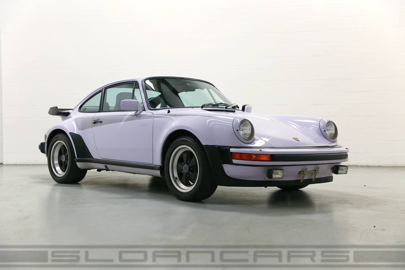 Moonstone | Porsche Colors