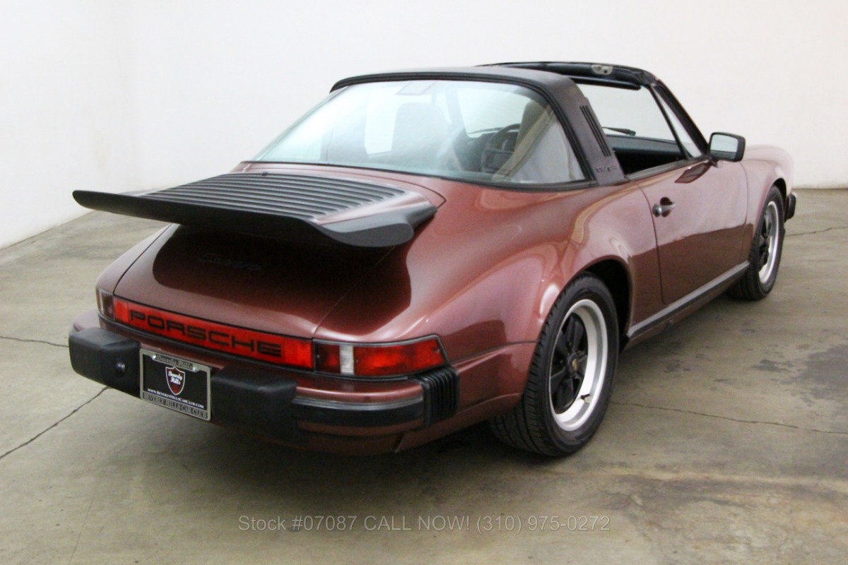 Garnet Red Metallic | Porsche Colors