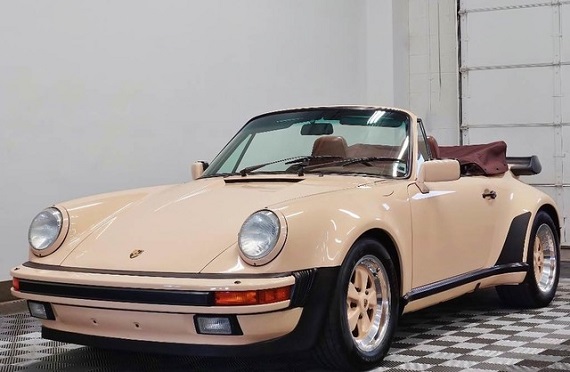 Apricot Beige | Porsche Colors