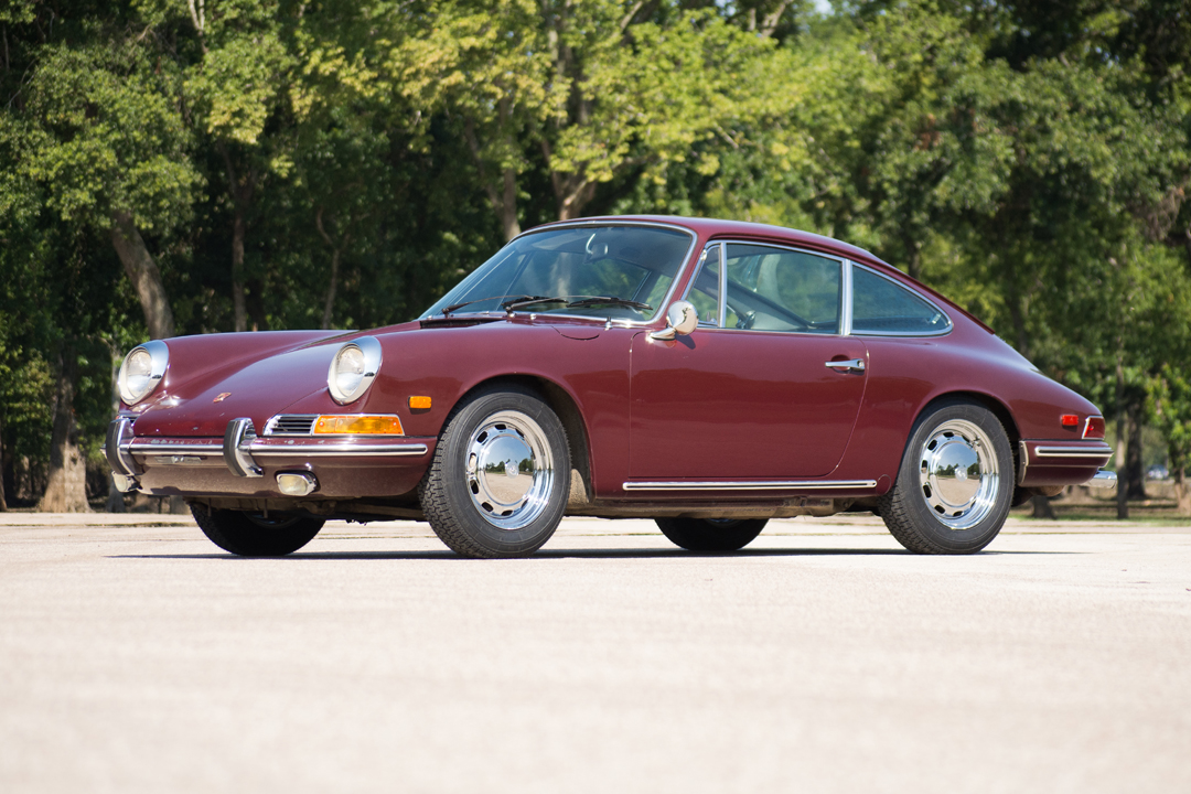 Burgundy Red | Porsche Colors