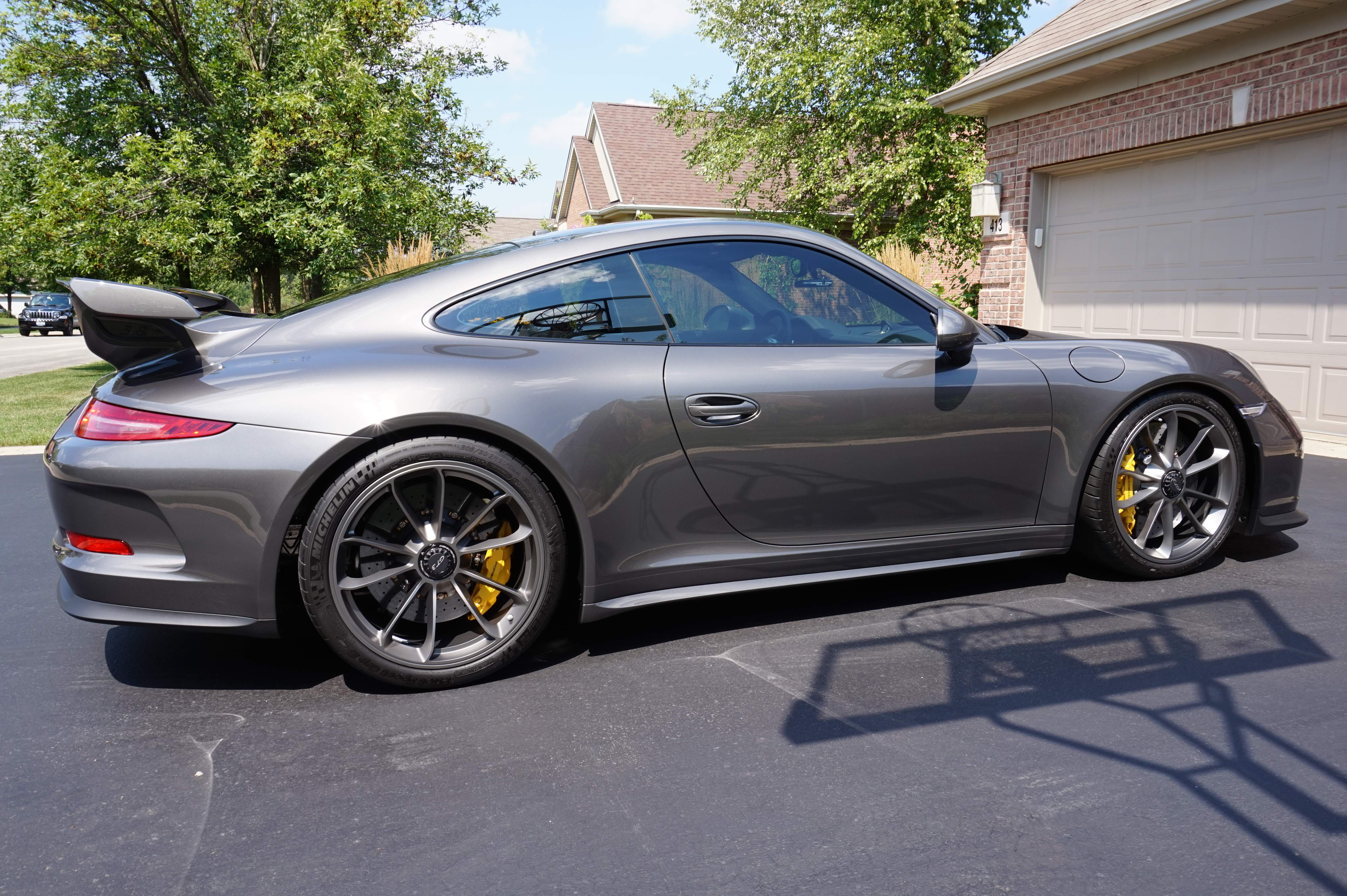 Agate Grey Metallic Porsche Colors