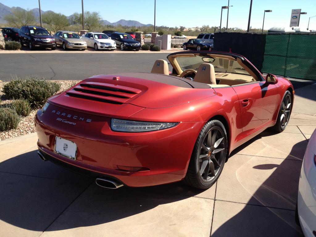 Amaranth Red Metallic | Porsche Colors