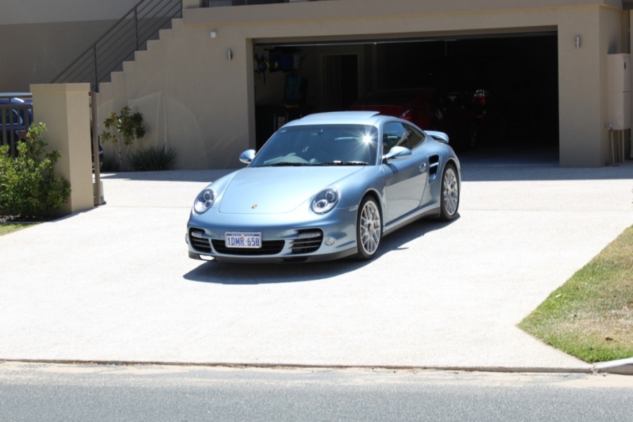 Ice Blue Metallic | Porsche Colors