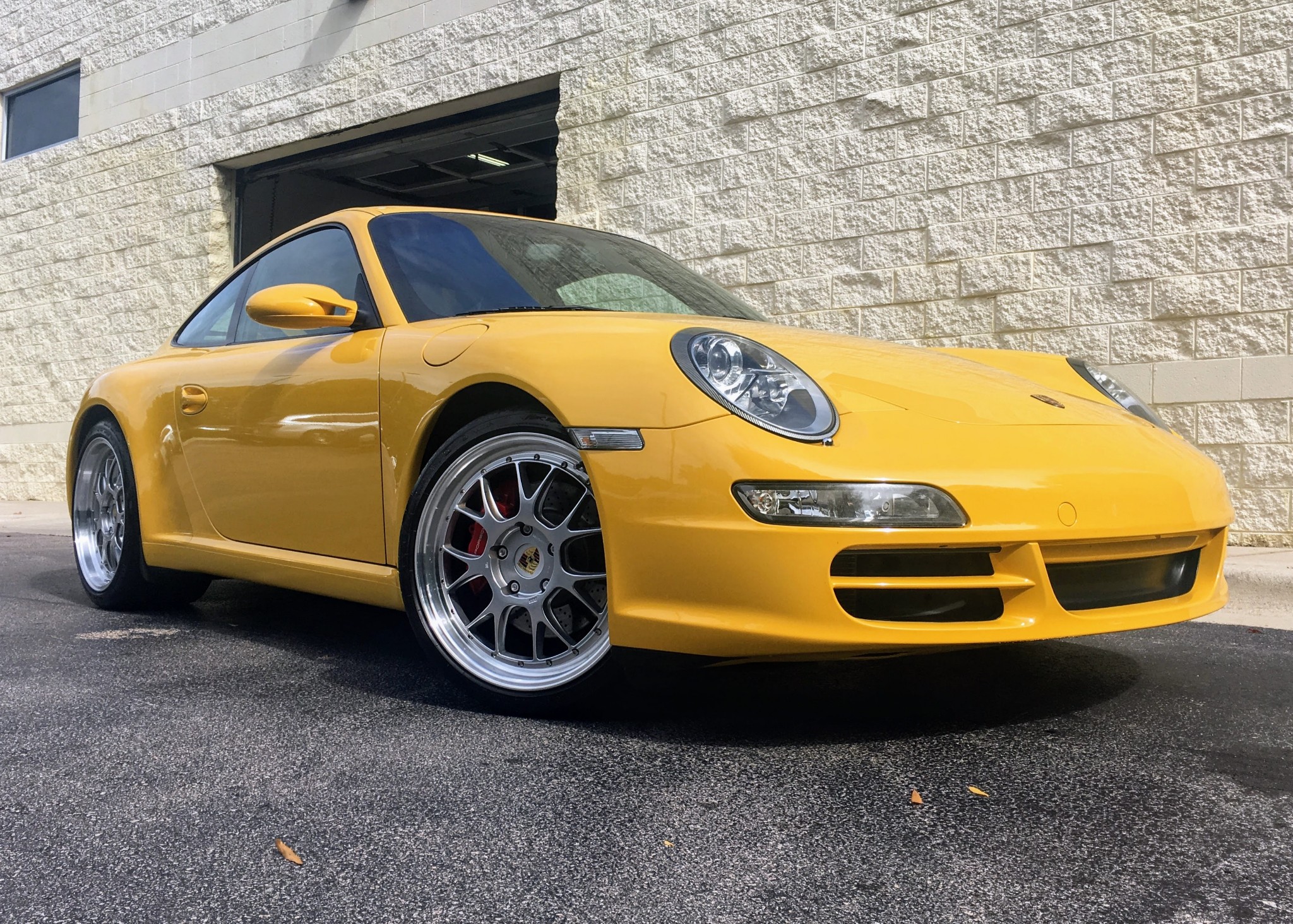 Speed Yellow | Porsche Colors