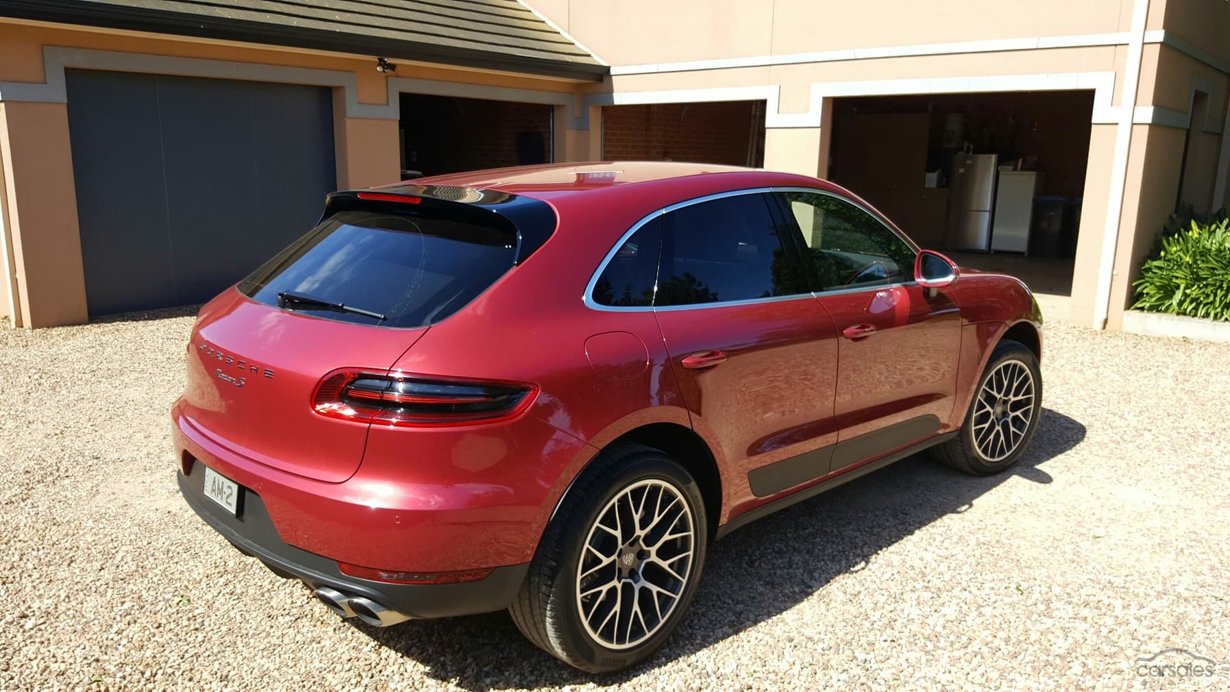 Impulse Red Metallic | Porsche Colors