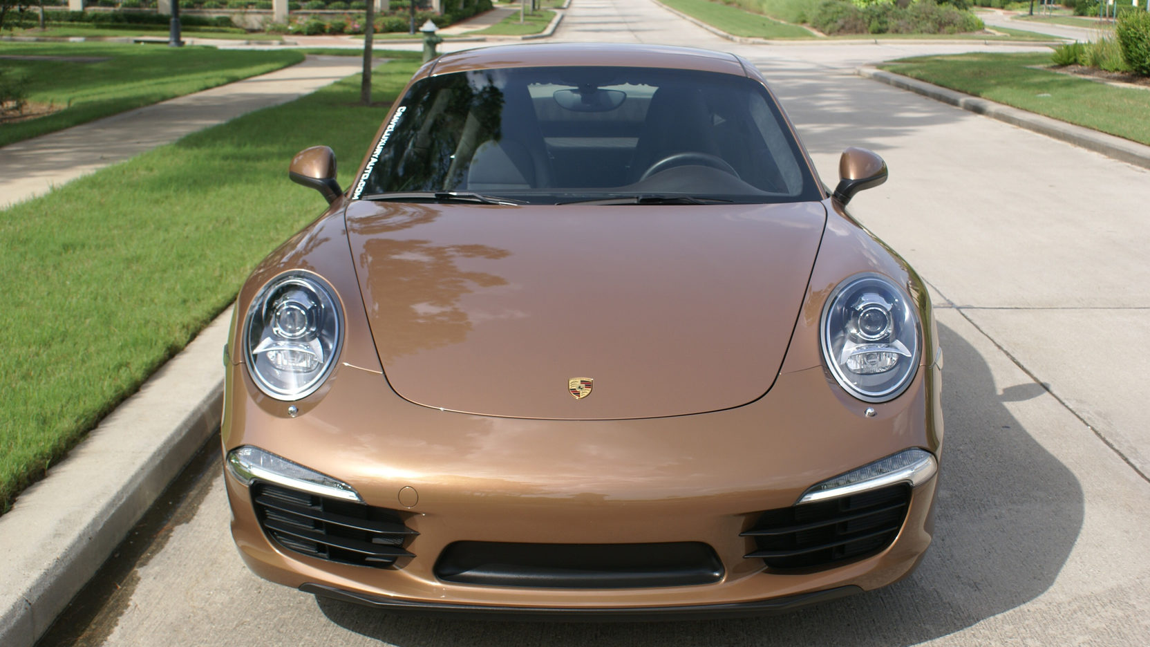 Cognac Metallic | Porsche Colors