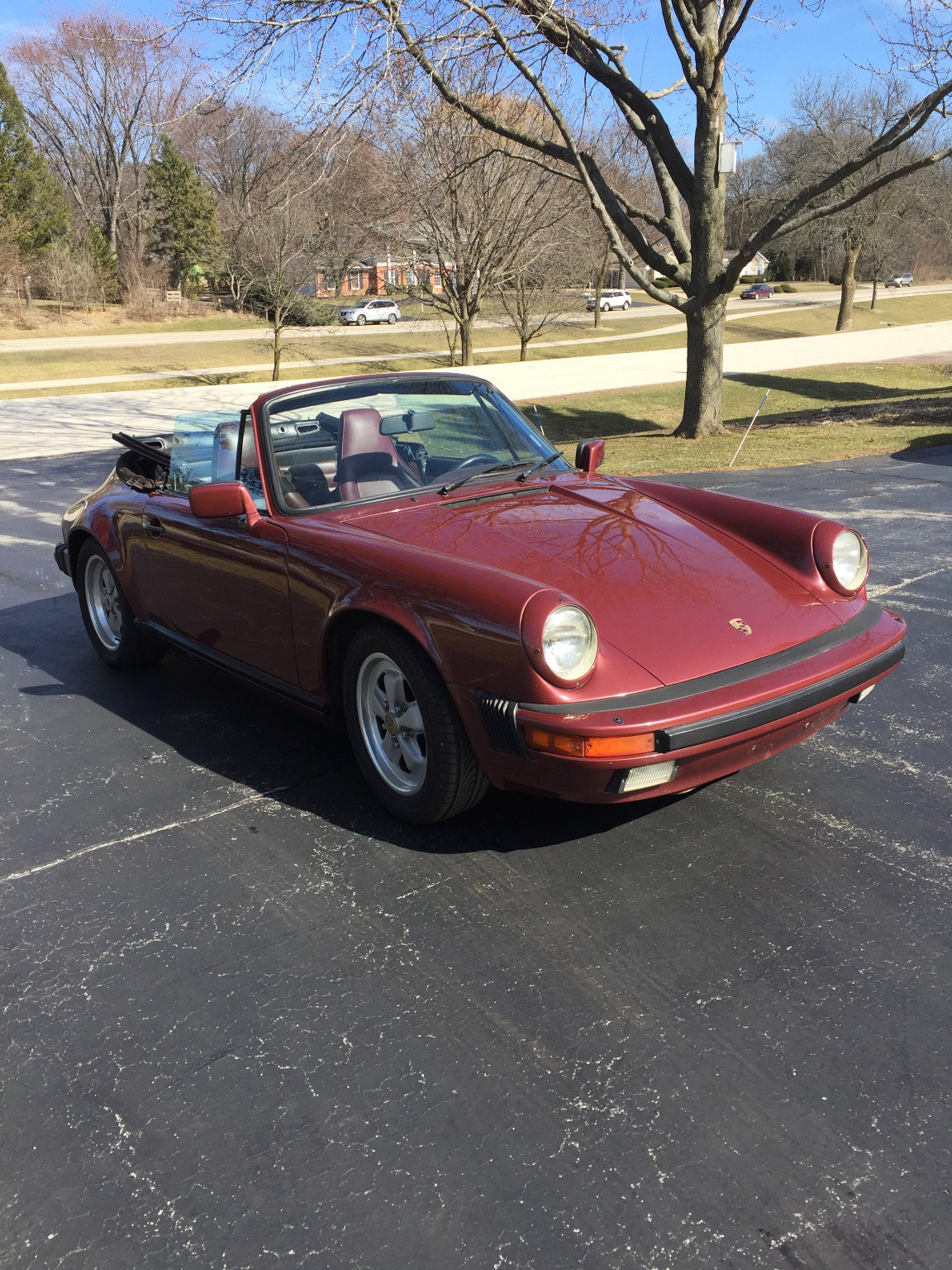 Garnet Red Metallic | Porsche Colors