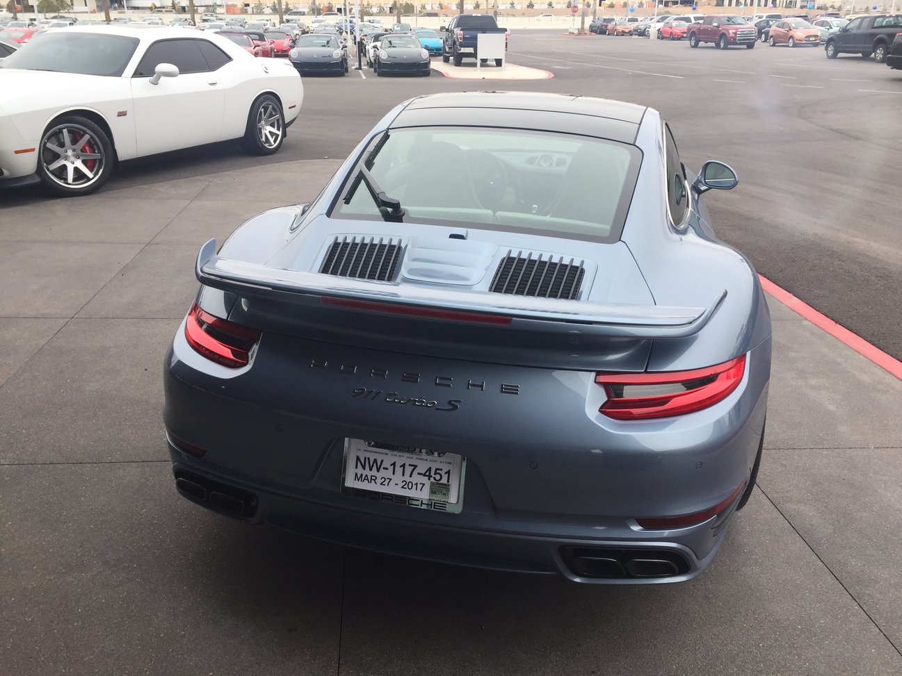 Ice Blue Metallic | Porsche Colors