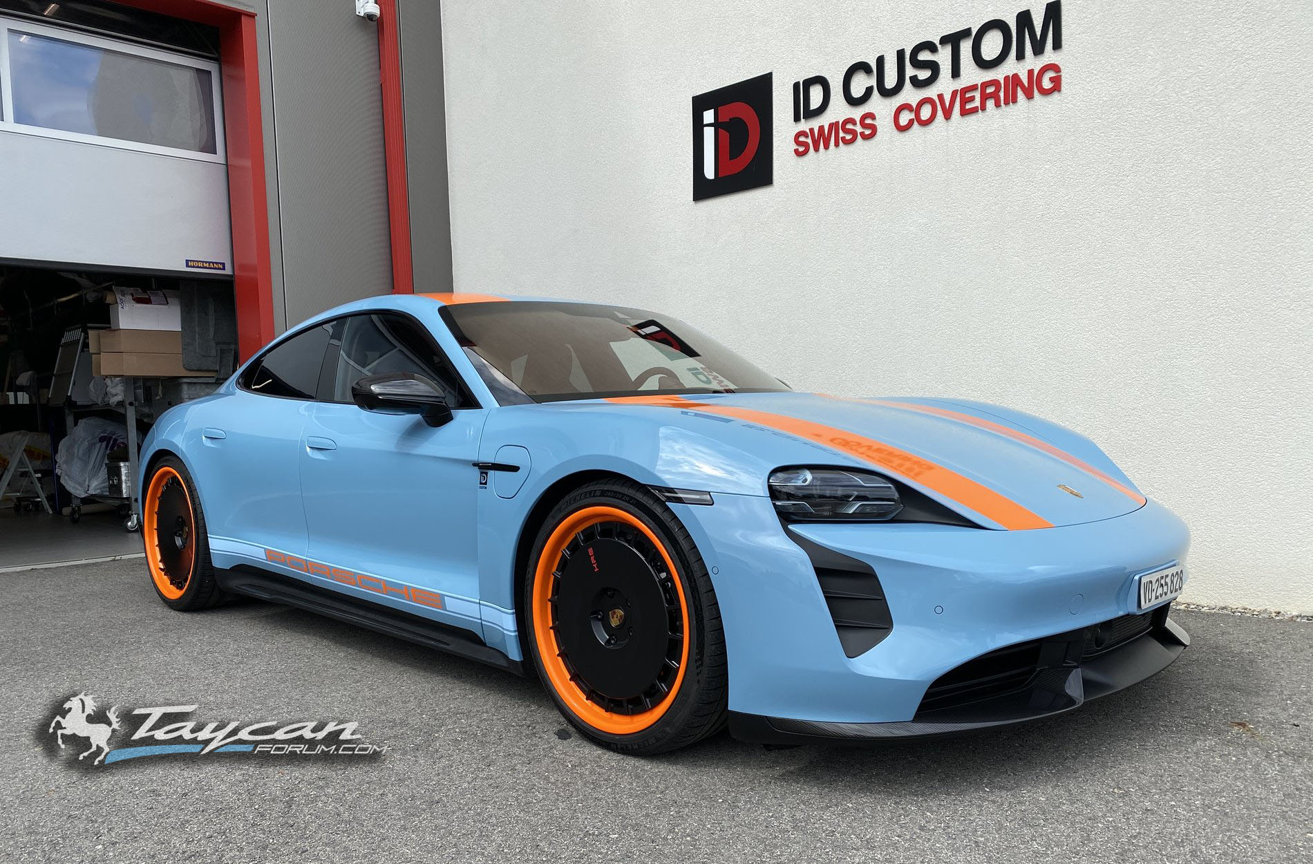 Frozen Blue Metallic | Porsche Colors