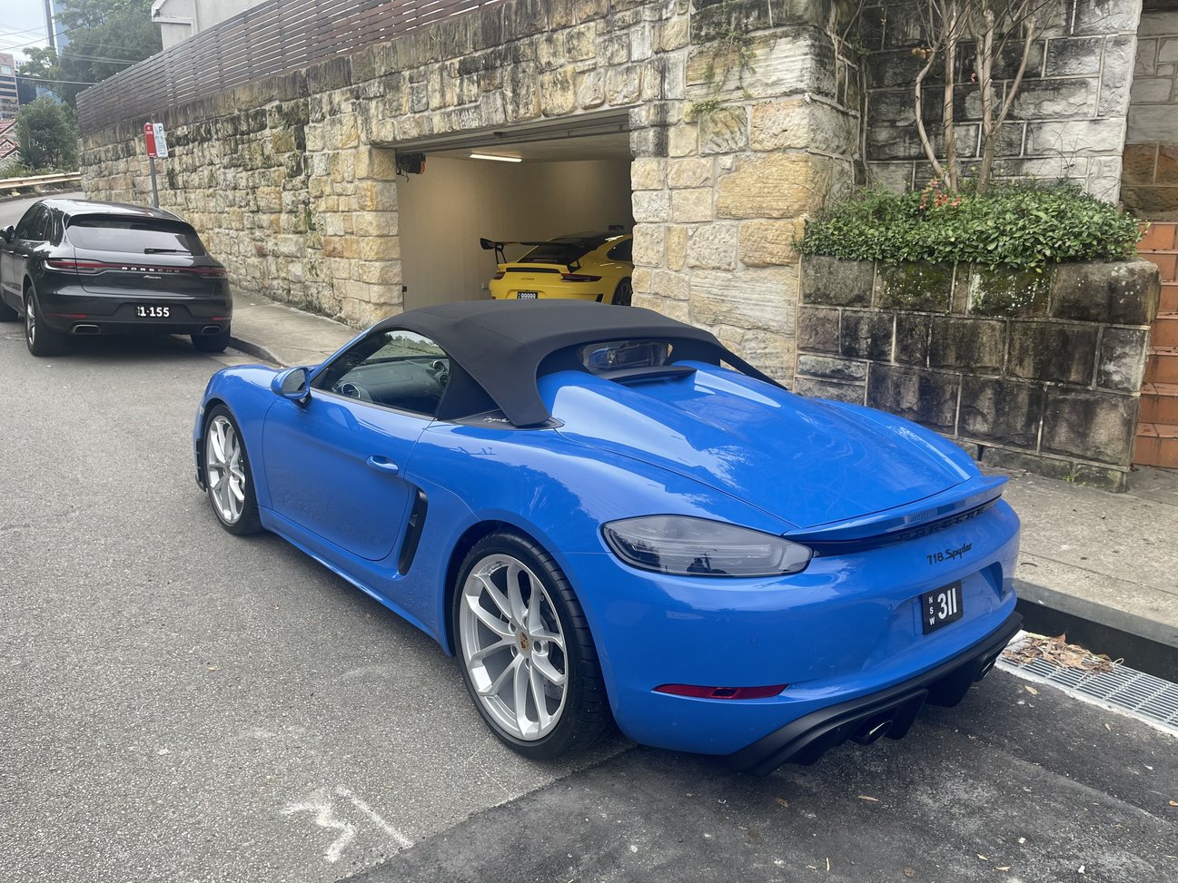 Arrow Blue | Porsche Colors
