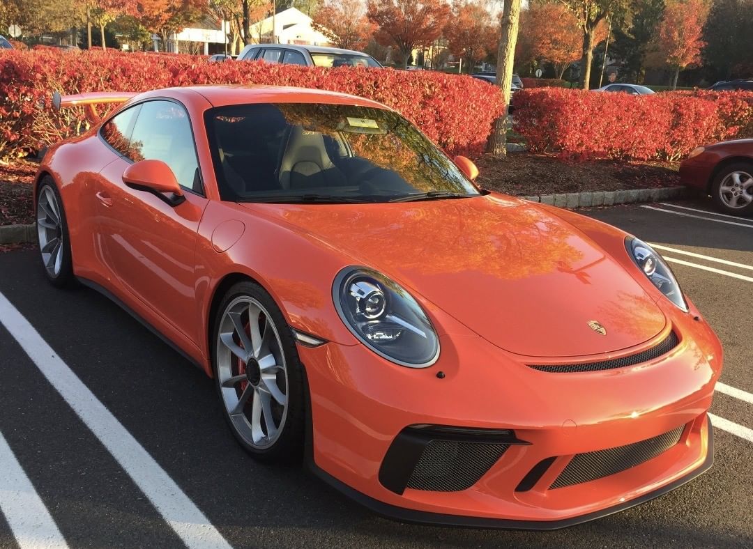 Lava Orange | Porsche Colors