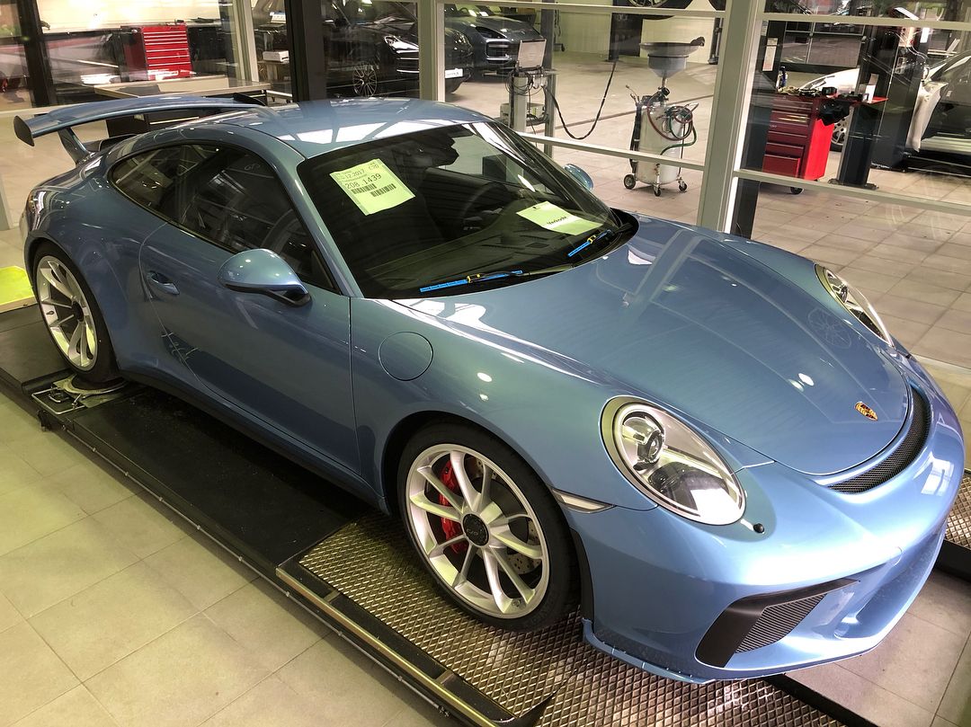 Gemini Metallic | Porsche Colors